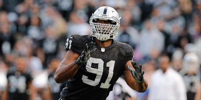 Raiders fear Justin Tuck has a torn pectoral muscle