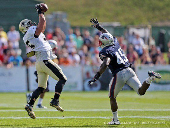 Saints re-sign fullback Austin Johnson