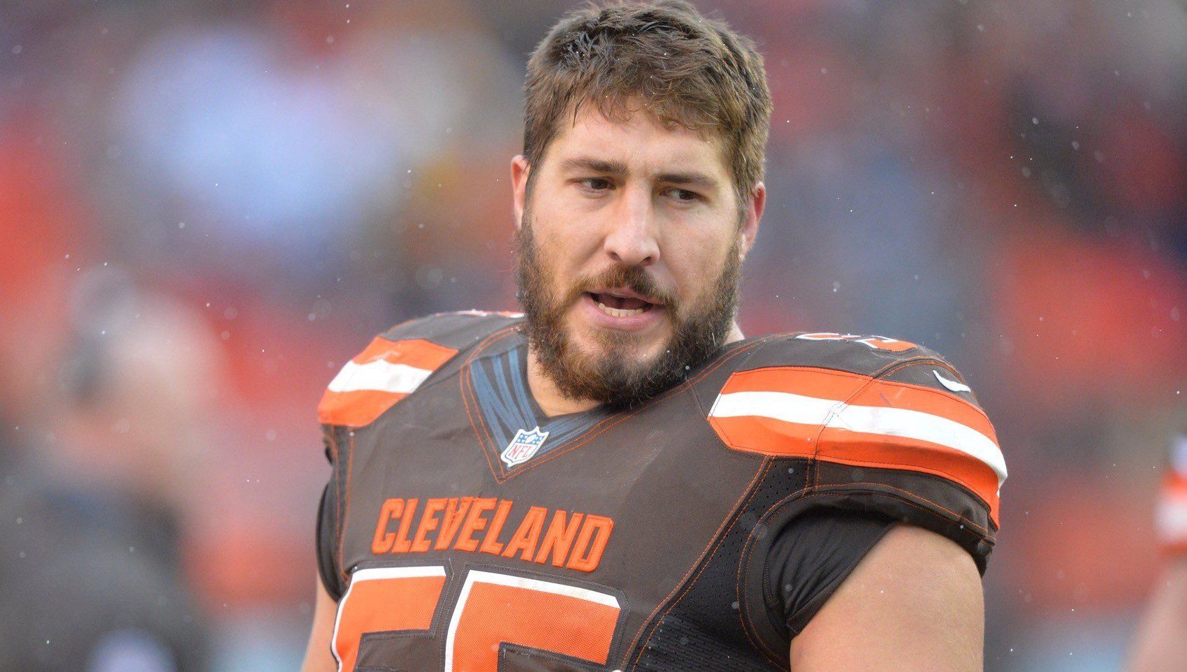 Browns center Alex Mack is expected to opt-out of his contract
