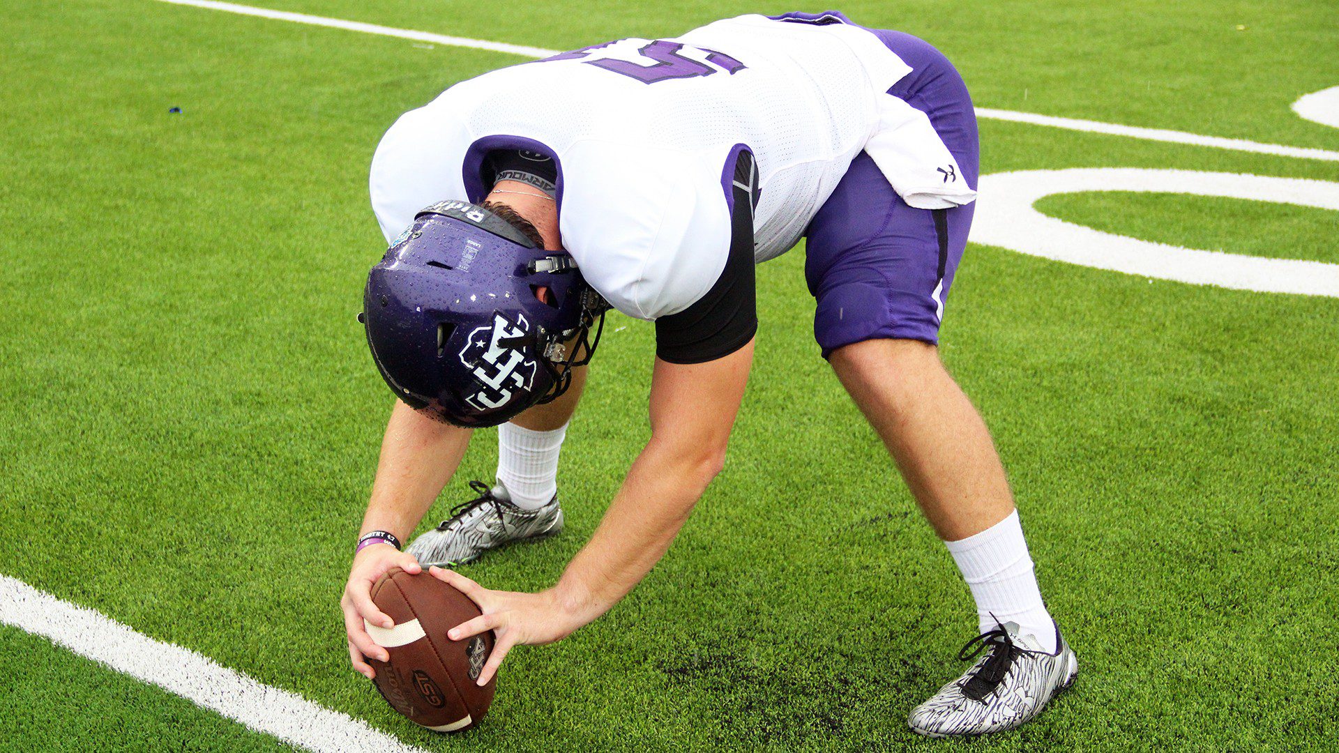 NFL Draft Diamonds Prospect Interview: Chris Wilkerson, LS, Stephen F ...