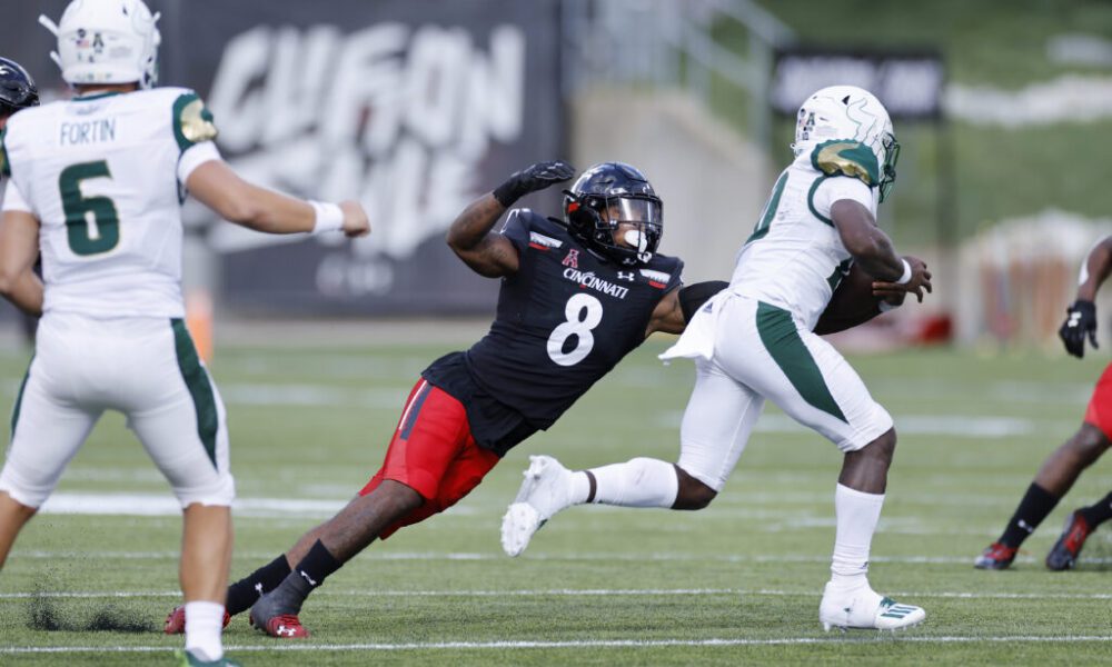 Meet 2021 NFL Draft Prospect Jarell White, LB/SS, Cincinnati