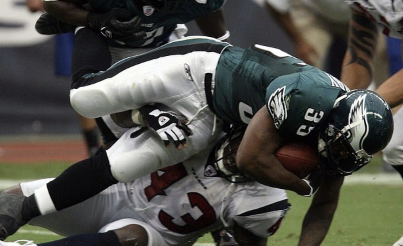 NFL Helmet Changes over time! We look at the evolution of helmets!