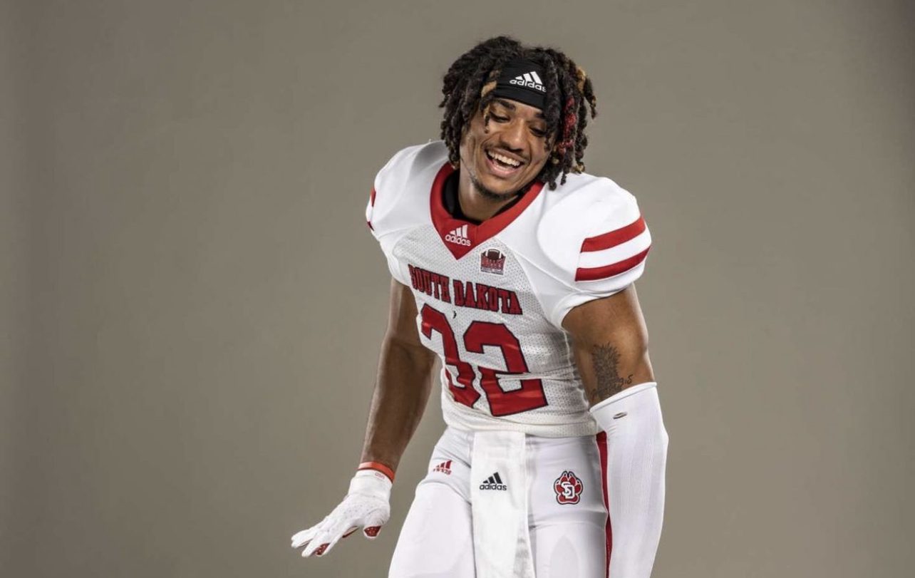 Meet 2023 NFL Draft Prospect Tre Thomas, DB, South Dakota