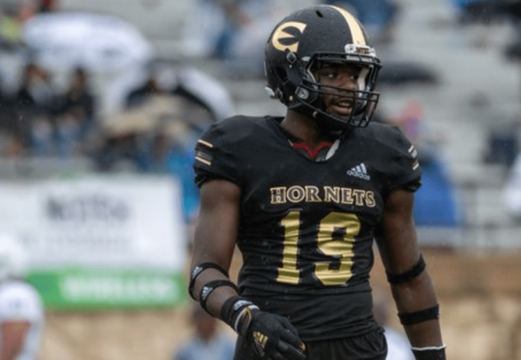 Meet 2023 NFL Draft Prospect Derrick Maxwell Jr, DB, Emporia St